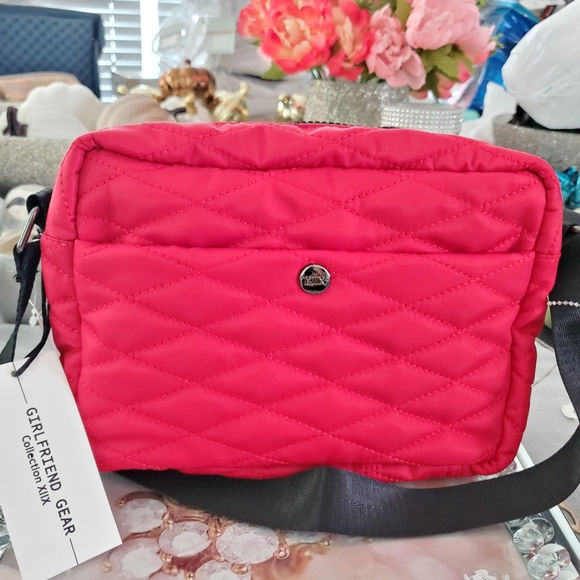 collection XIIX 18 | Bags | Girlfriend Gear Diamond Quilt Crossbody ...